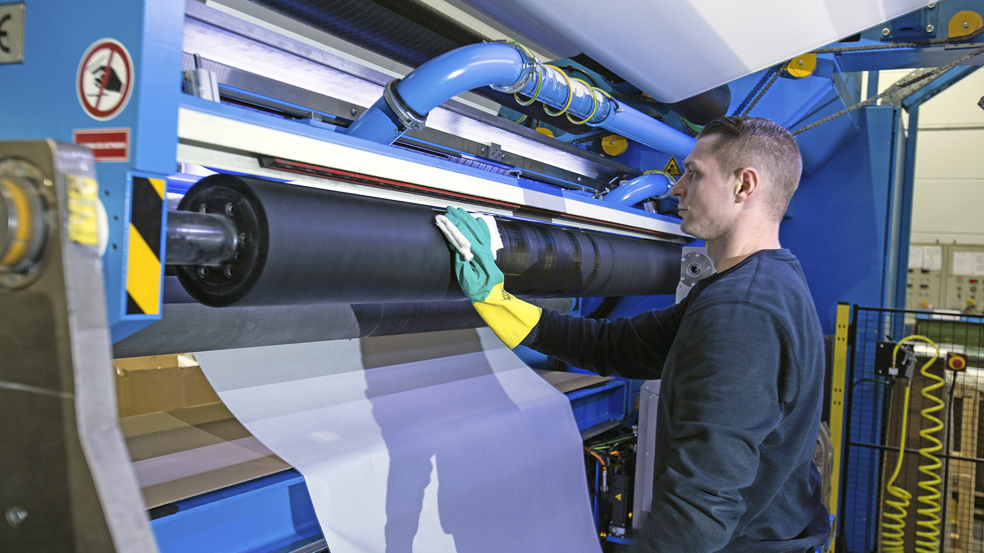 Self-adhesive coating | UPM Adhesive Materials